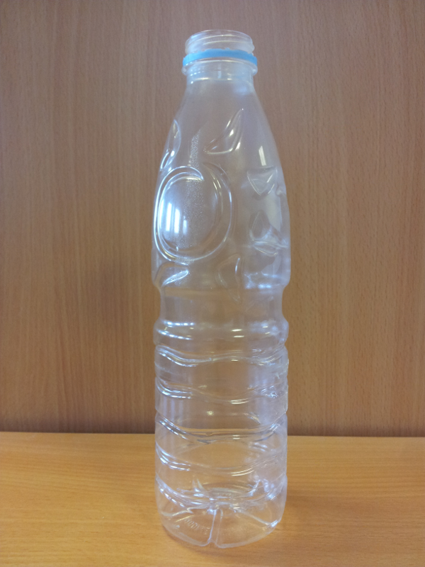 Mécanique des structures : compression d'une bouteille en plastique ... Mécanique des structures : compression d'une bouteille en plastique ...